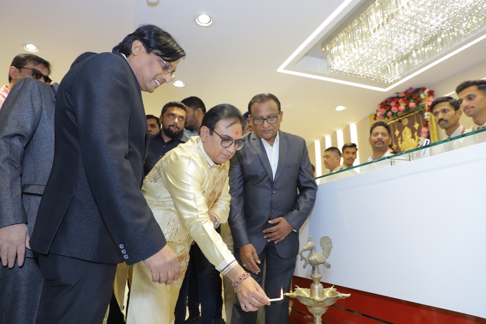 Patel Jewellery | Buy Online Gold, Diamond Jewellery Stores in India